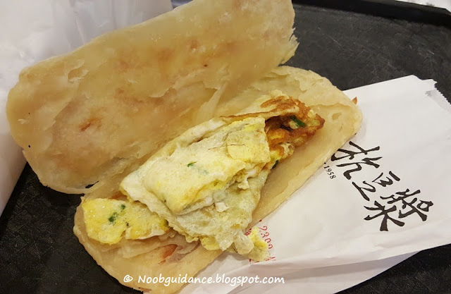 MaoMao Eats!: Fu Hang Dou Jiang 阜杭豆漿 (Taipei)