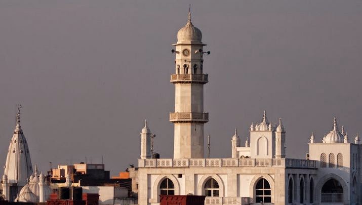 AHMADIYYA MOSQUE: Aqsa Mosque and Minaratul Massih - Qadian