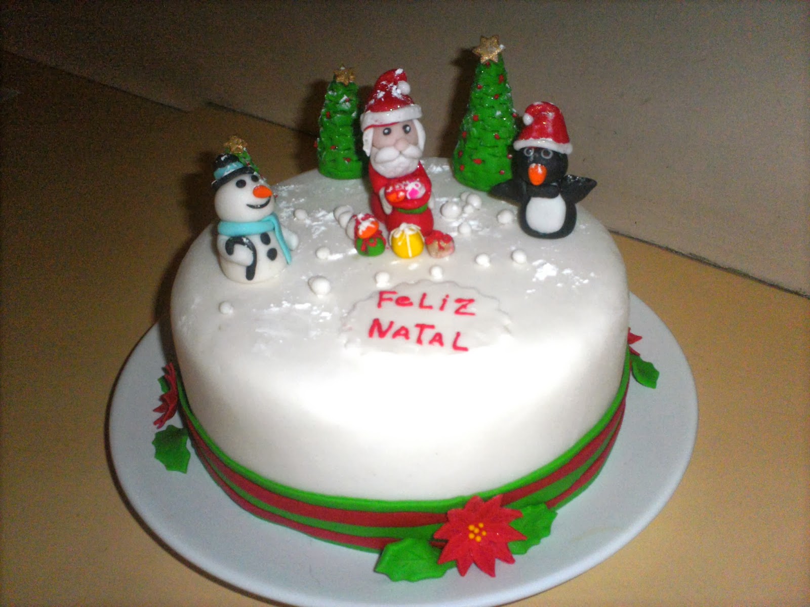 Edna Cakes: Bolo Natalino Decorado