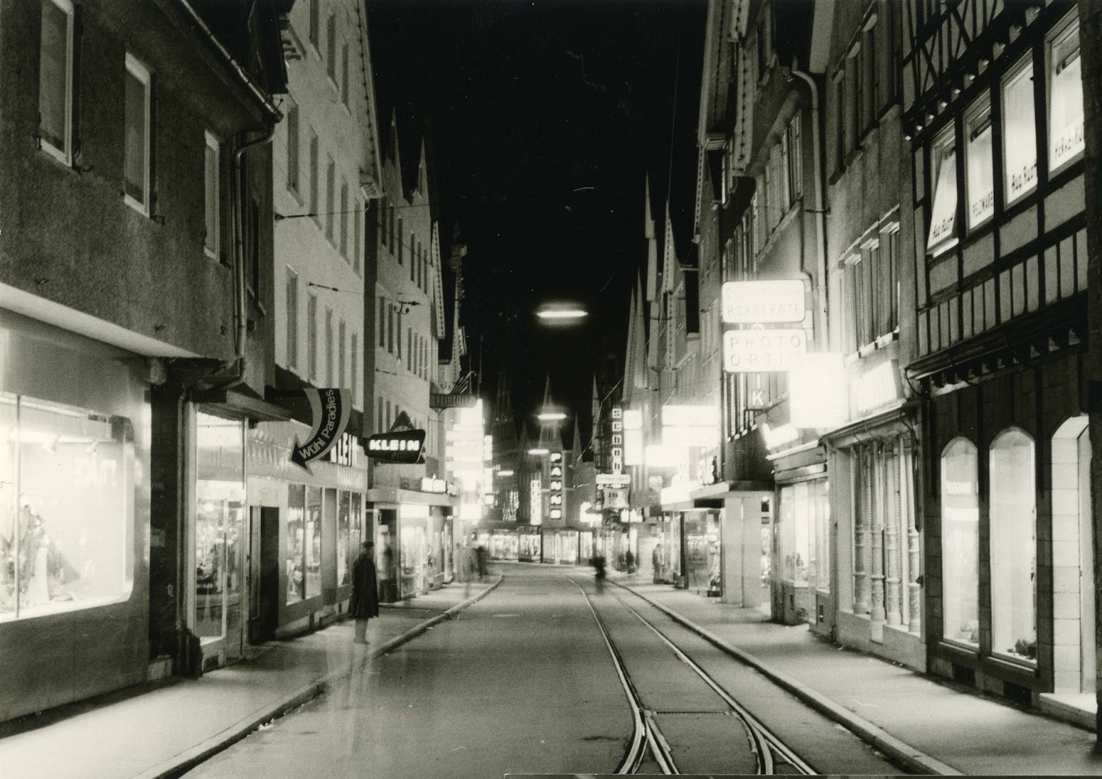 BILDERTANZ: Untere Wilhelmstraße 1974