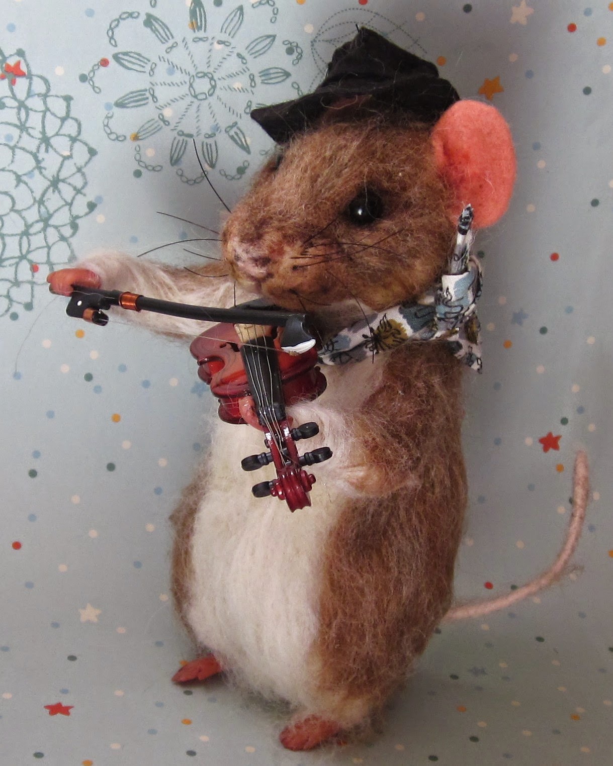 Needle Felted Art by Robin Joy Andreae: Dom, a Strreet Musician Rat