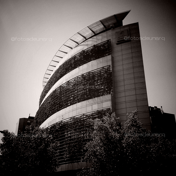 Edificio Consorcio / Consorcio Building