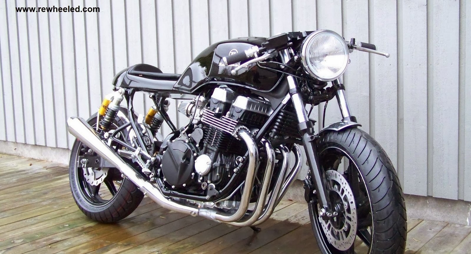 Rewheeled #4 caferacer - RocketGarage - Cafe Racer Magazine