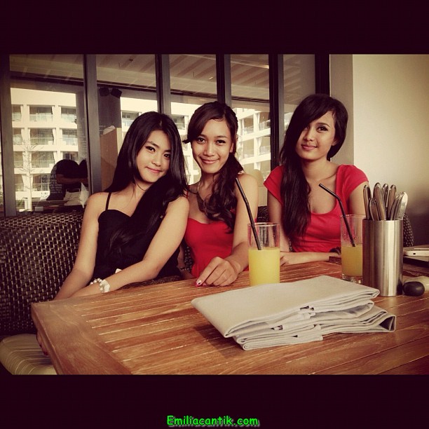 Baru 24+ Ngintip Rok