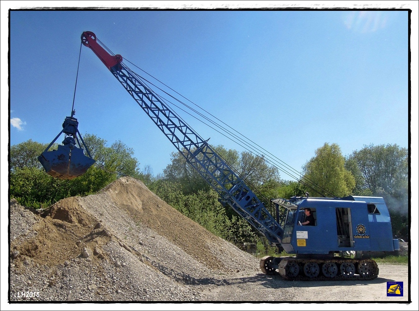 Bagger Galerie Construction Machines: MENCK M90 Seilbagger mit Greifer ...
