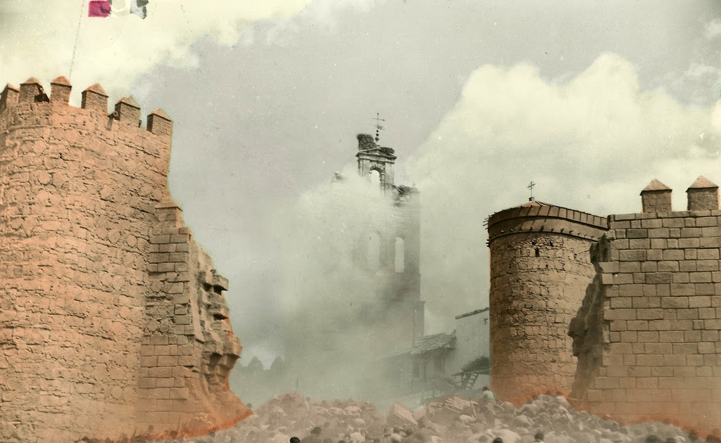 SOL Y MOSCAS: EL GEN DEL ASEDIO