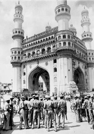 E=mc^2: Charminar and the Temple