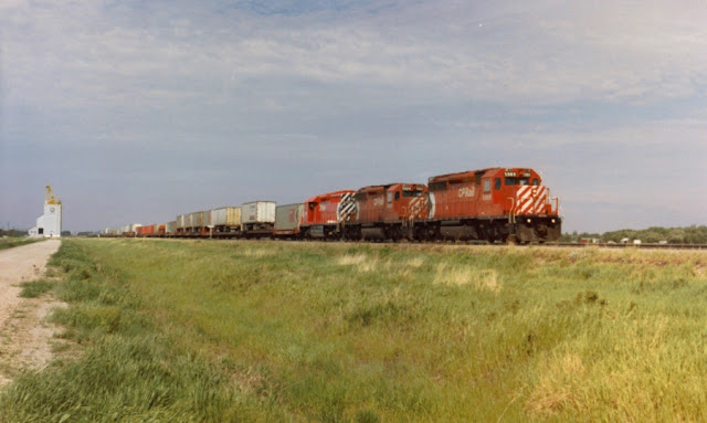 Trackside Treasure: TOFC on CN and CP