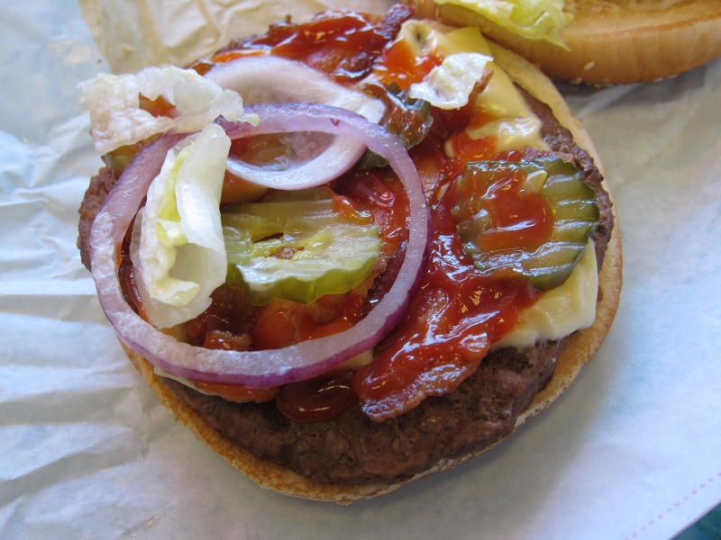 Review: Burger King - Wisconsin White Cheddar Whopper