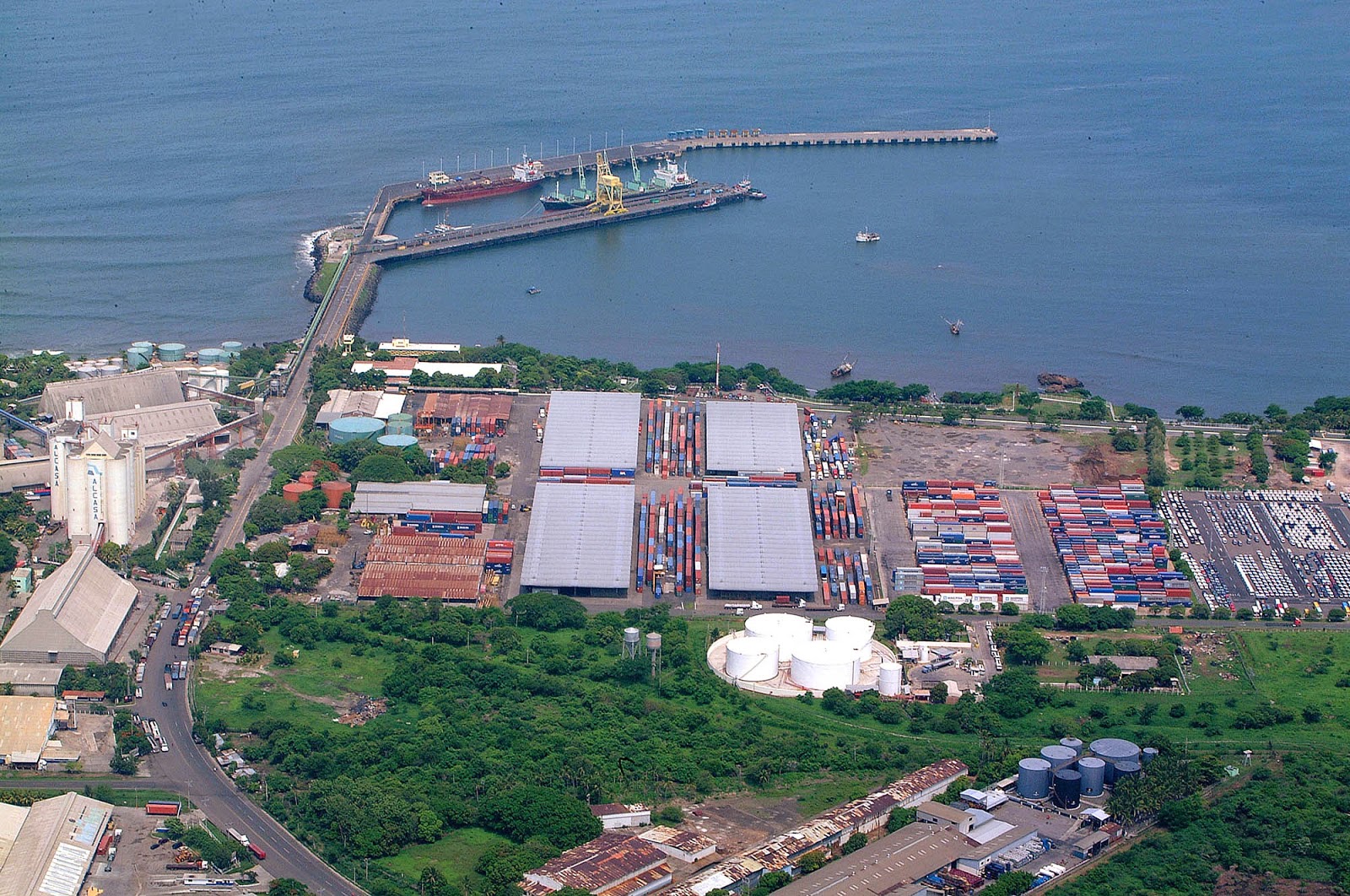 Hermosas playas de Acajutla Sonsonate