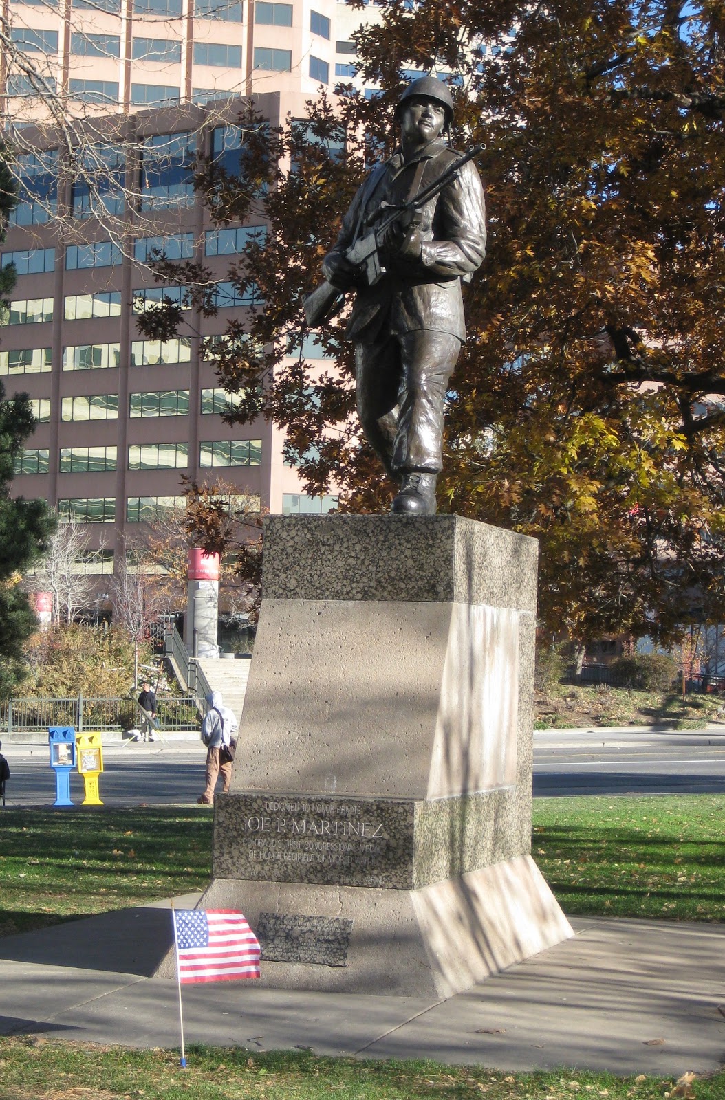 Marathon Pundit: Memorial Day 2012: Medal of Honor recipient Joe P ...