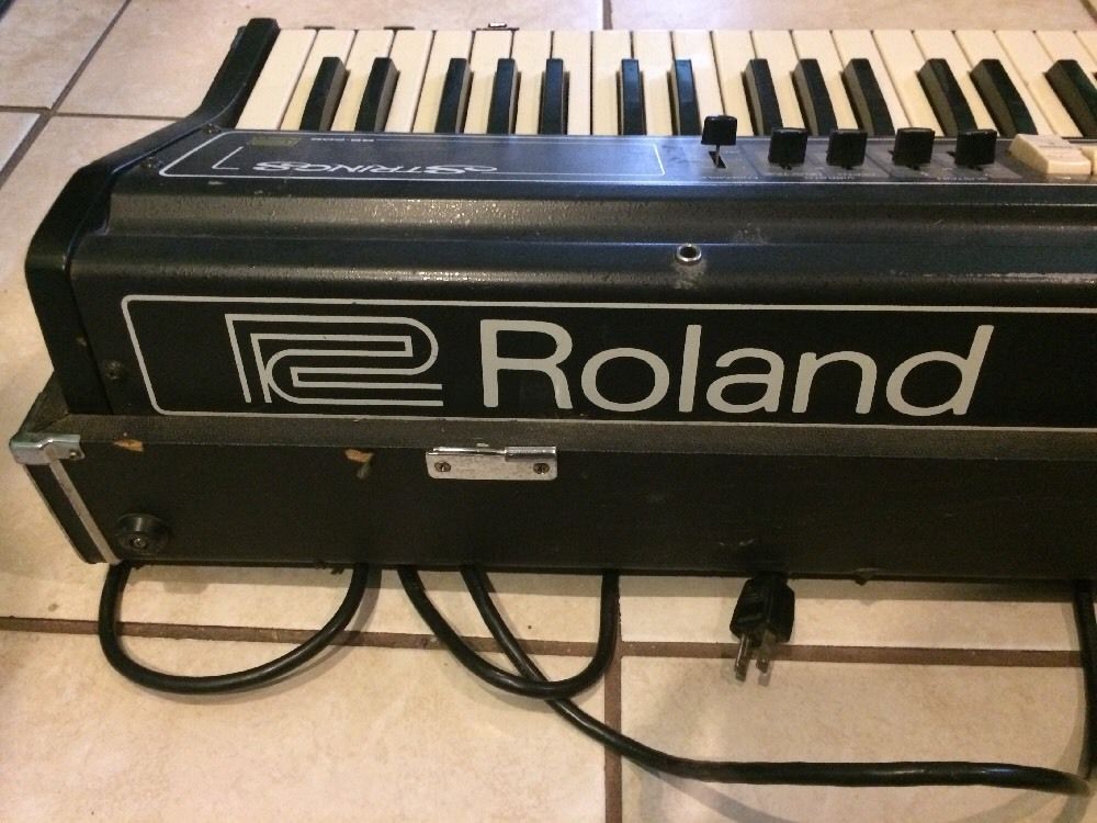 MATRIXSYNTH: Roland RS-202 Strings SN 694010