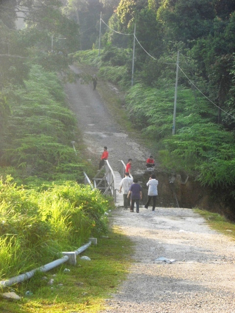 Johor Ke Terengganu.: Bukit Bauk