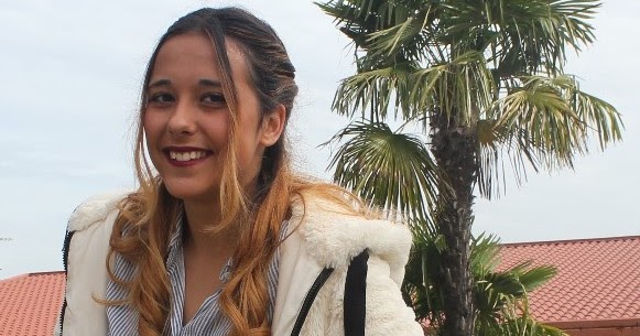 Esther Rovira - Namaste 21