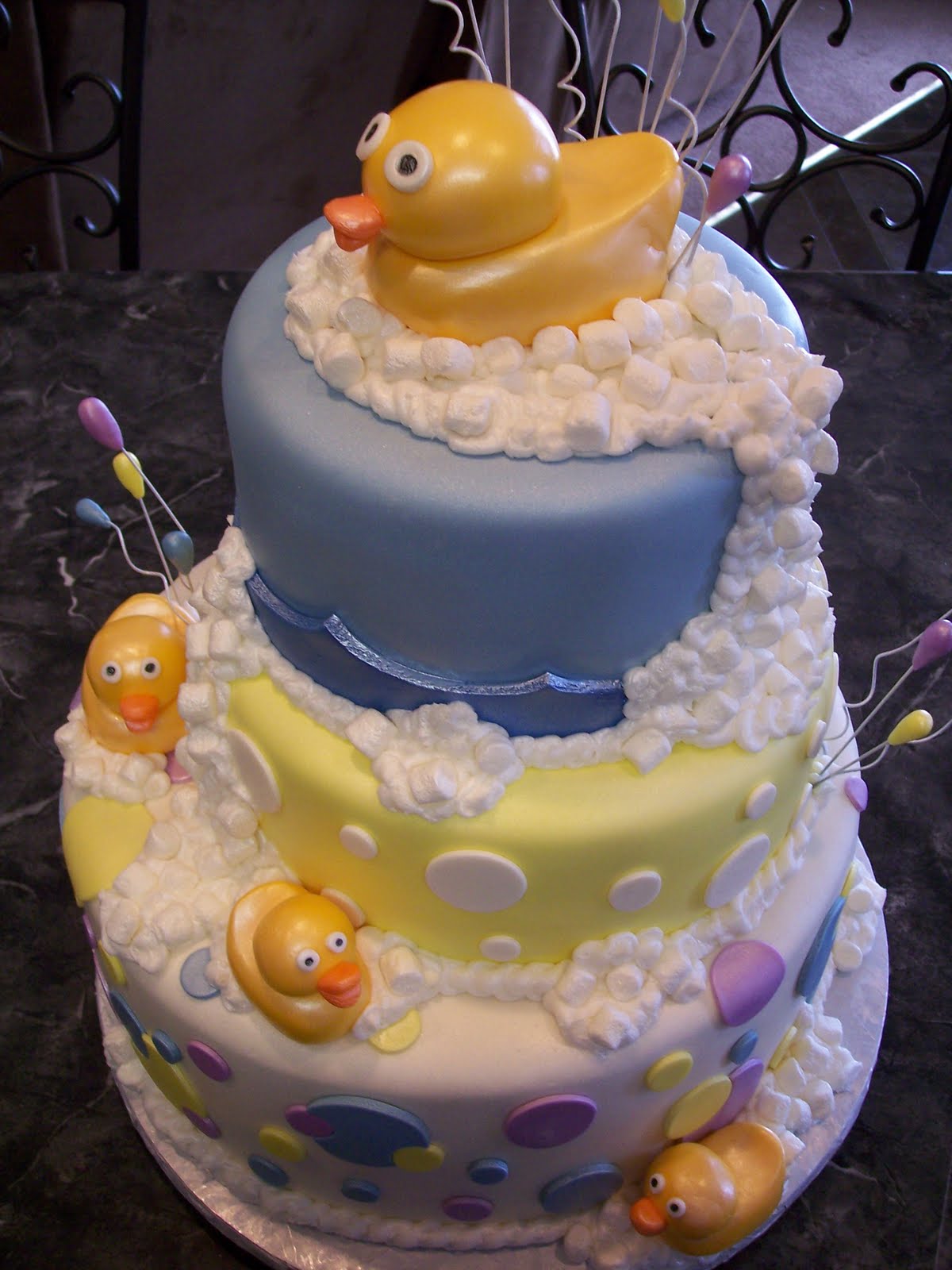 MyMoniCakes: Rubber Duckie Cake with Bubbles Cake