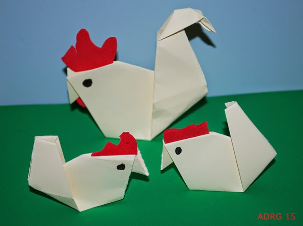 UN AMBIENTALISTA: Un gallo y unas gallinas en Origami