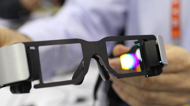 LinkNotes: Lumus Wearable Display