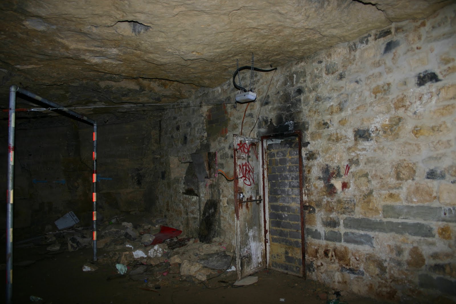 Dazza Urbex: Sands quarry corsham