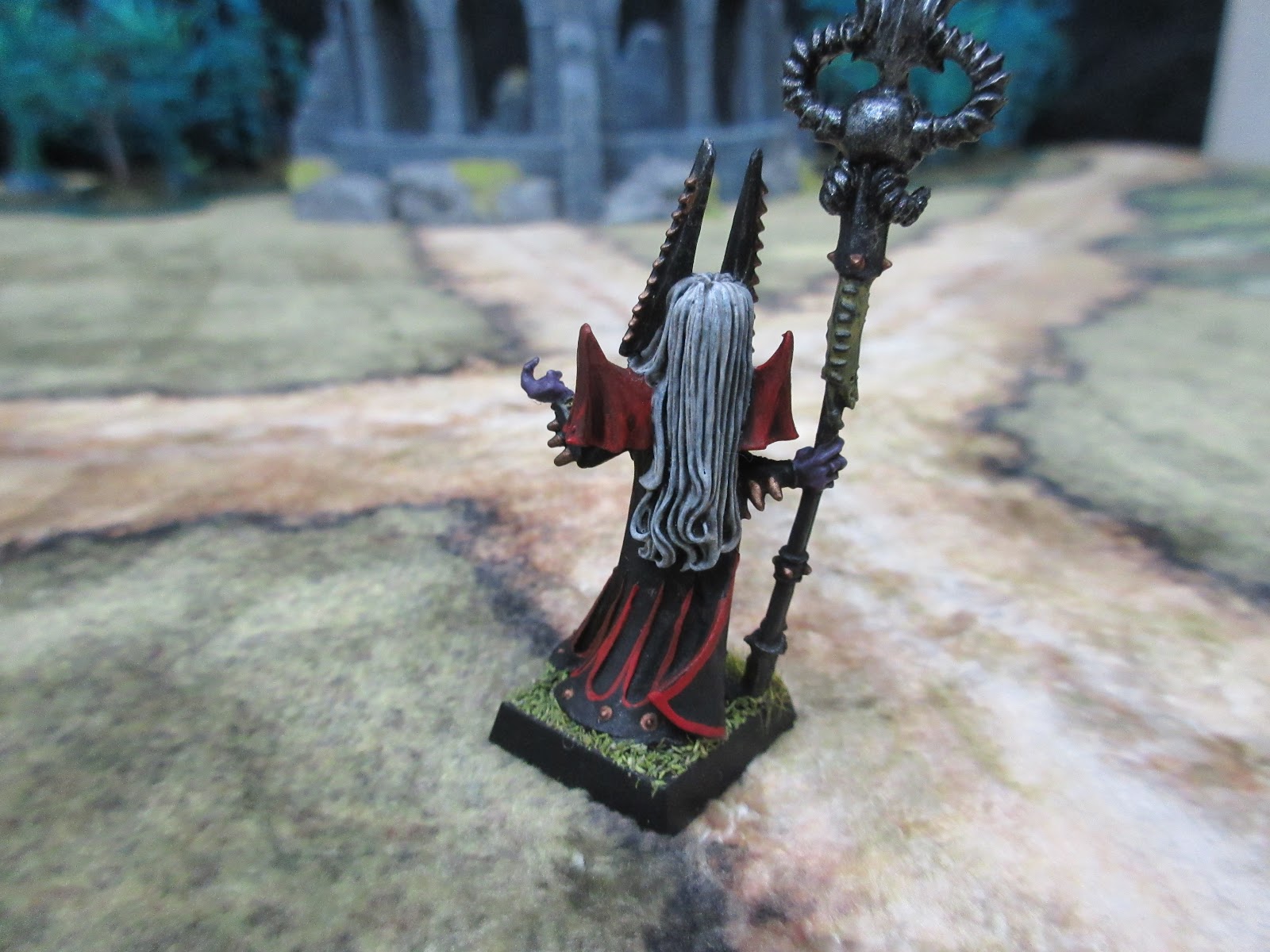 Mars-Miniatures: C13 Dark Elf General on Dragon Horse