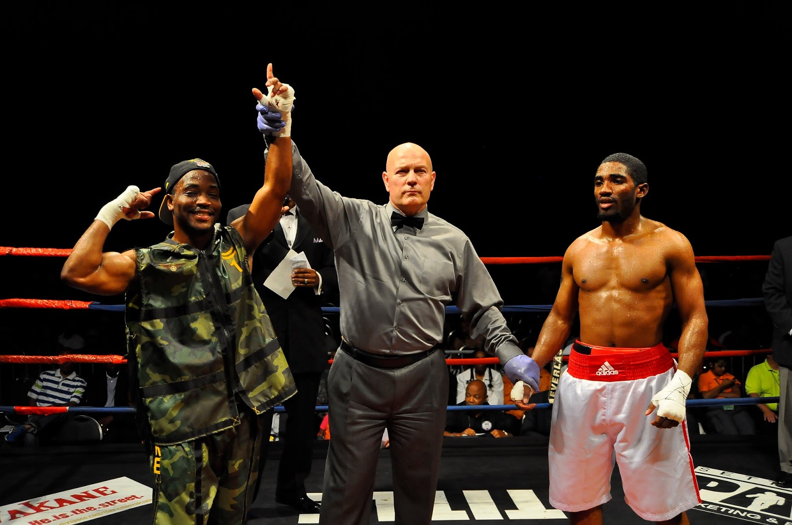 Boxing Along The Beltway: Reed Wins By Unanimous Decision!