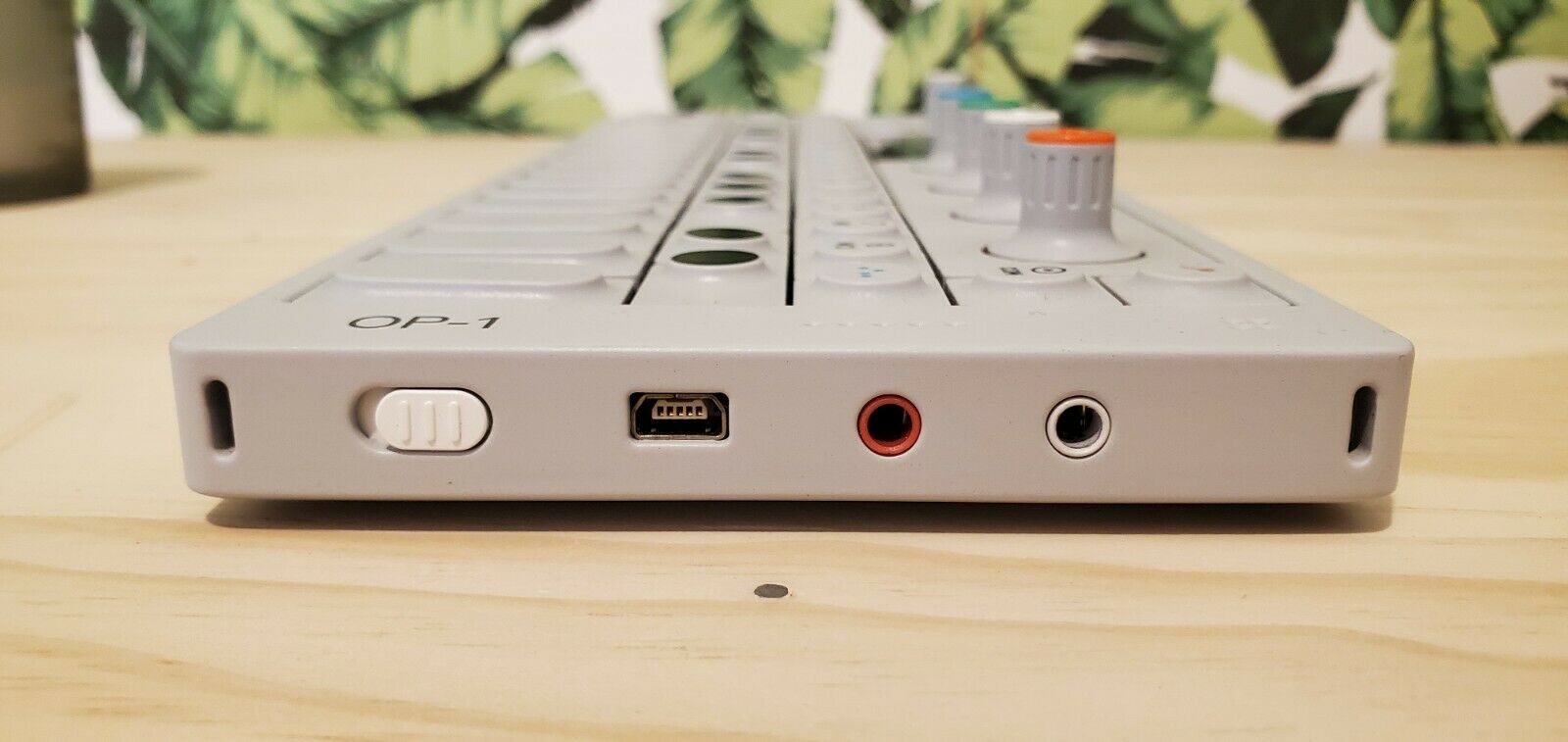 MATRIXSYNTH: Teenage Engineering OP-1 Keyboard Synthesizer