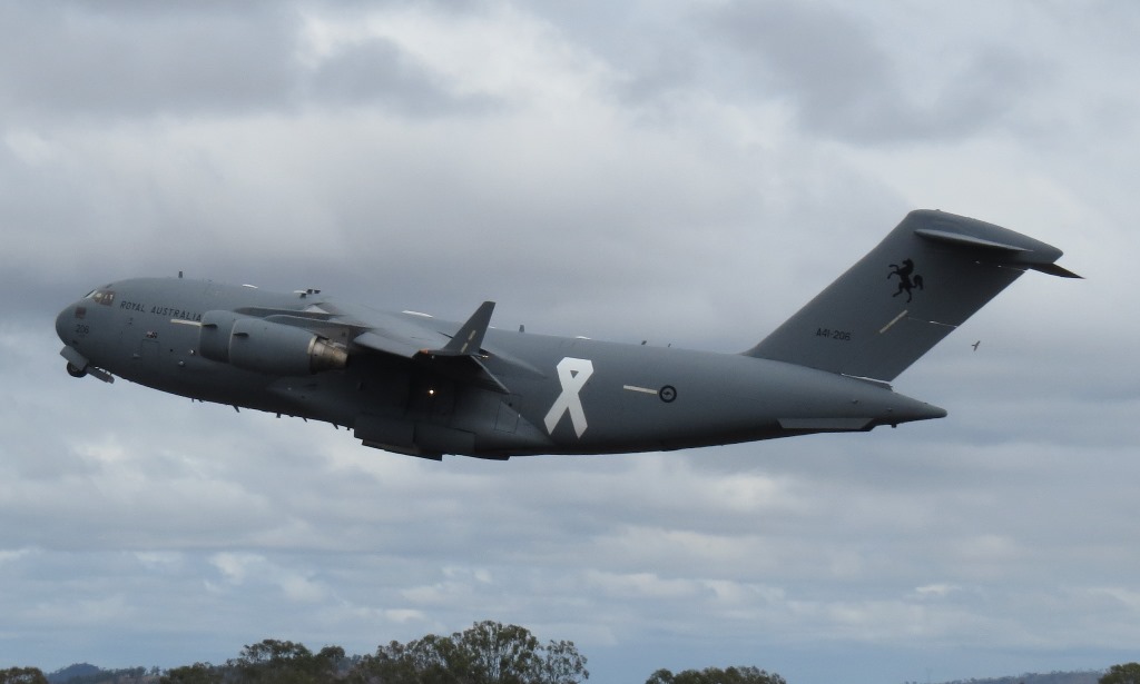 Central Queensland Plane Spotting: RAAF Boeing C-17A Globemaster III ...