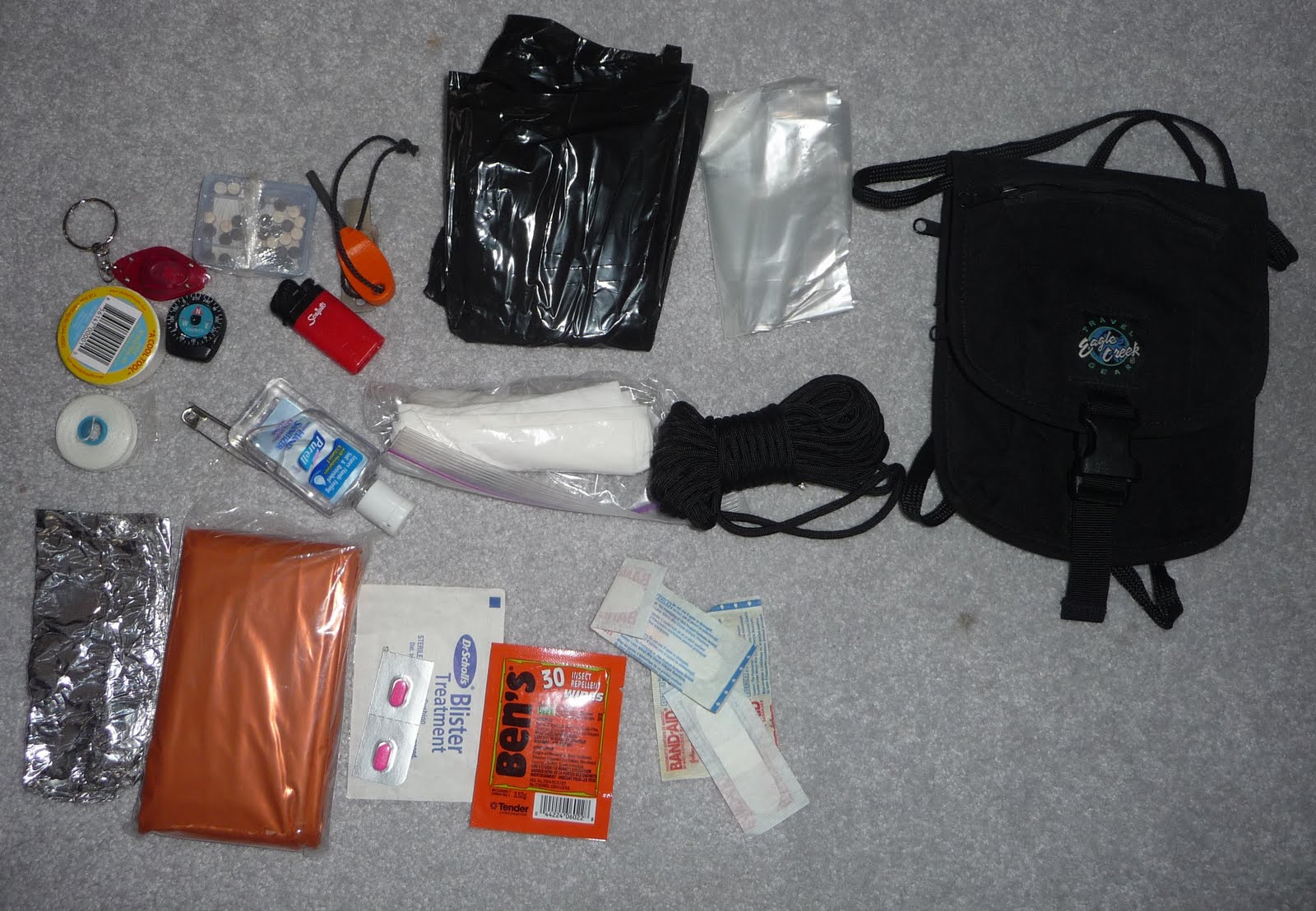 Ben's Journal: What-I-Carry-Wednesday: A Day Hike Kit