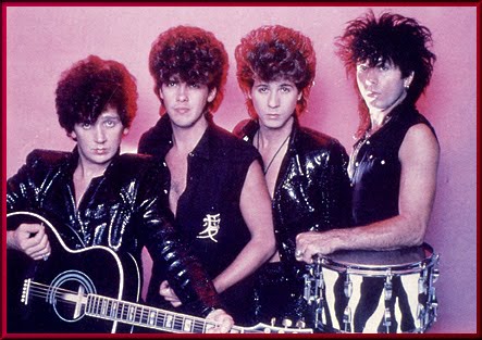 Kar's Kith and Kin: Sleepswearing