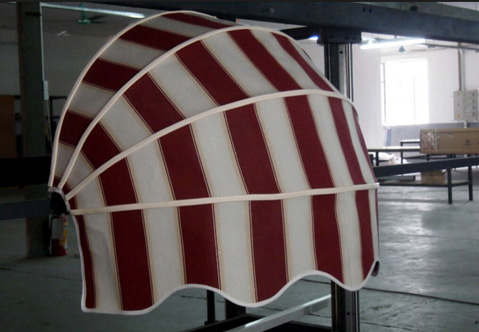 Desain Pabrik canopy kain dan Awning gulung