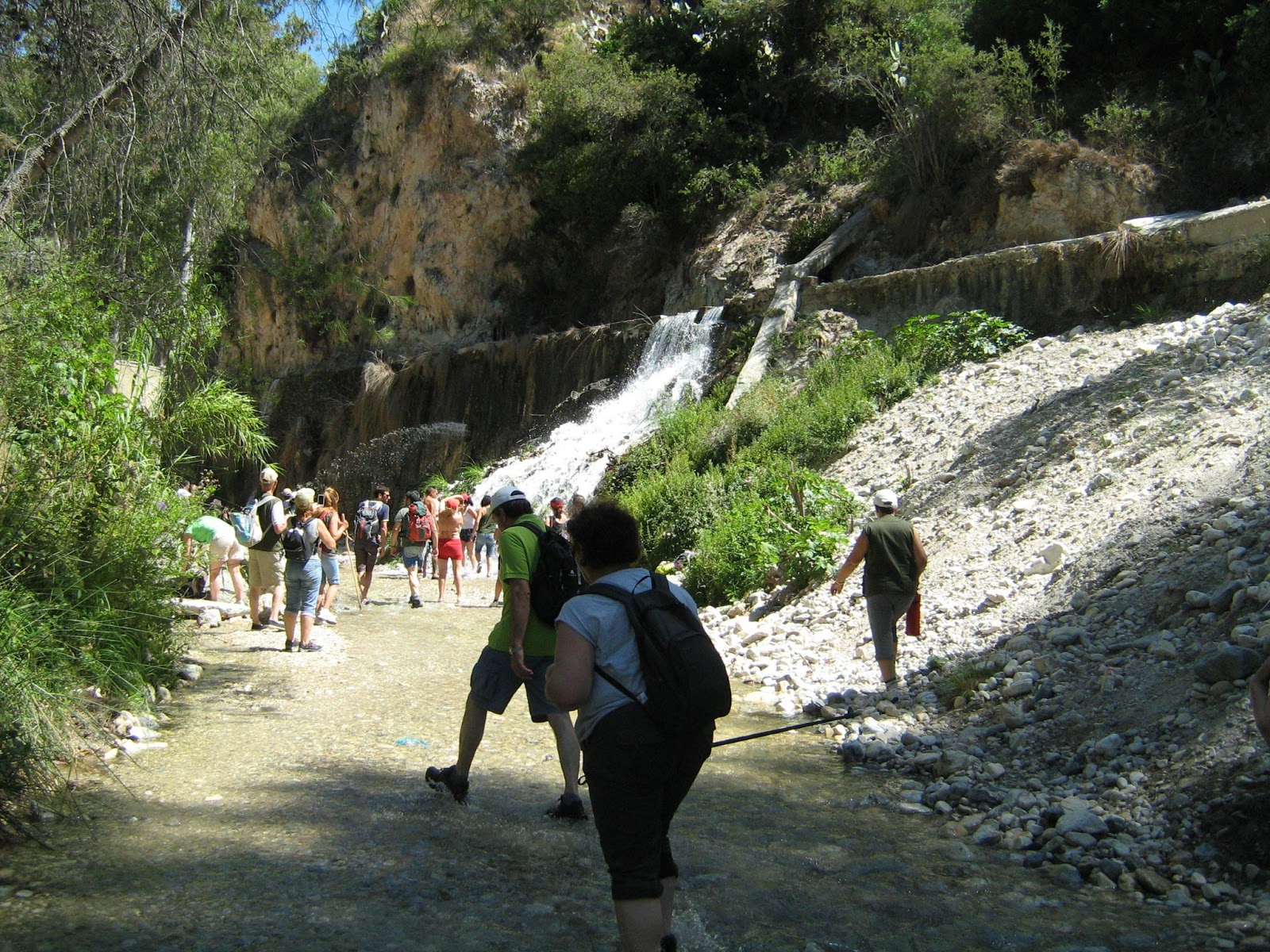 CAMINETE DE LUNA: Imágenes de la ruta al Rio Chillar Nerja