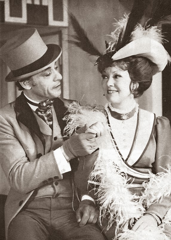 Særsamlinger: Teaterprogrammer fra Odense Teater - billeder fra 1970 - 1974