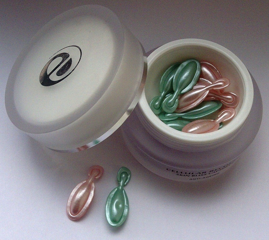 BeautySwot: Elemis Cellular Recovery Skin Bliss Capsules