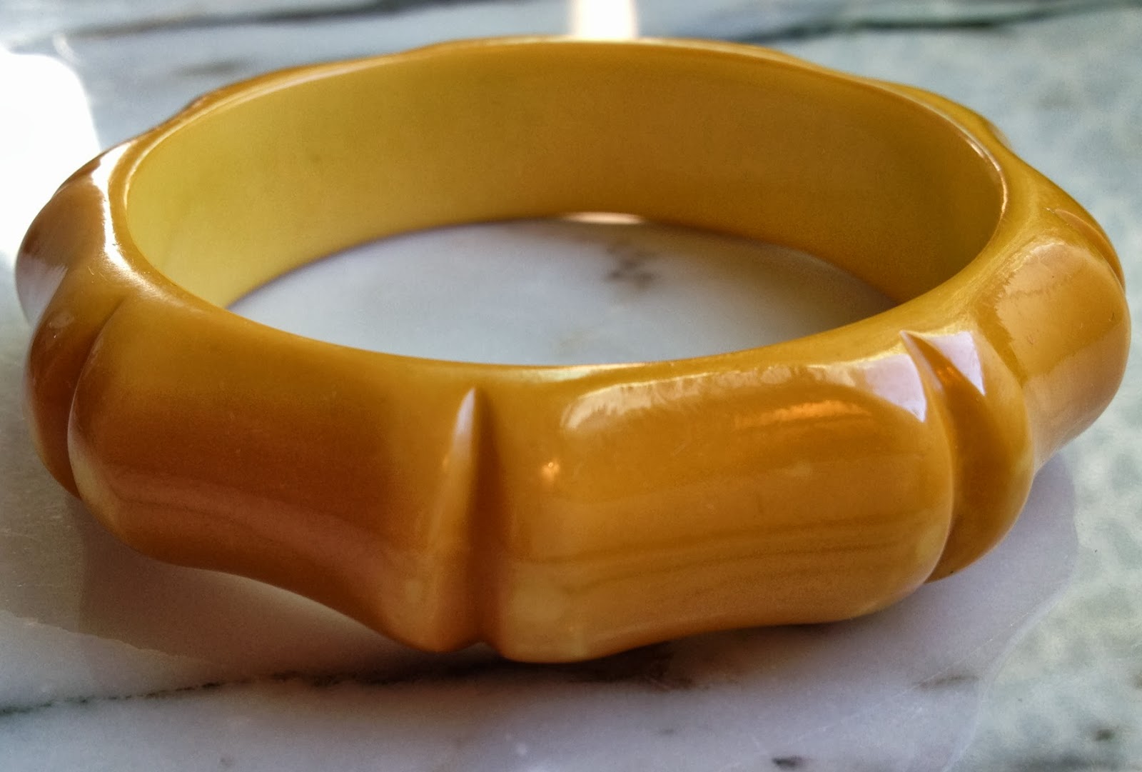 Bunnatine Dreams: Lucite and Bakelite