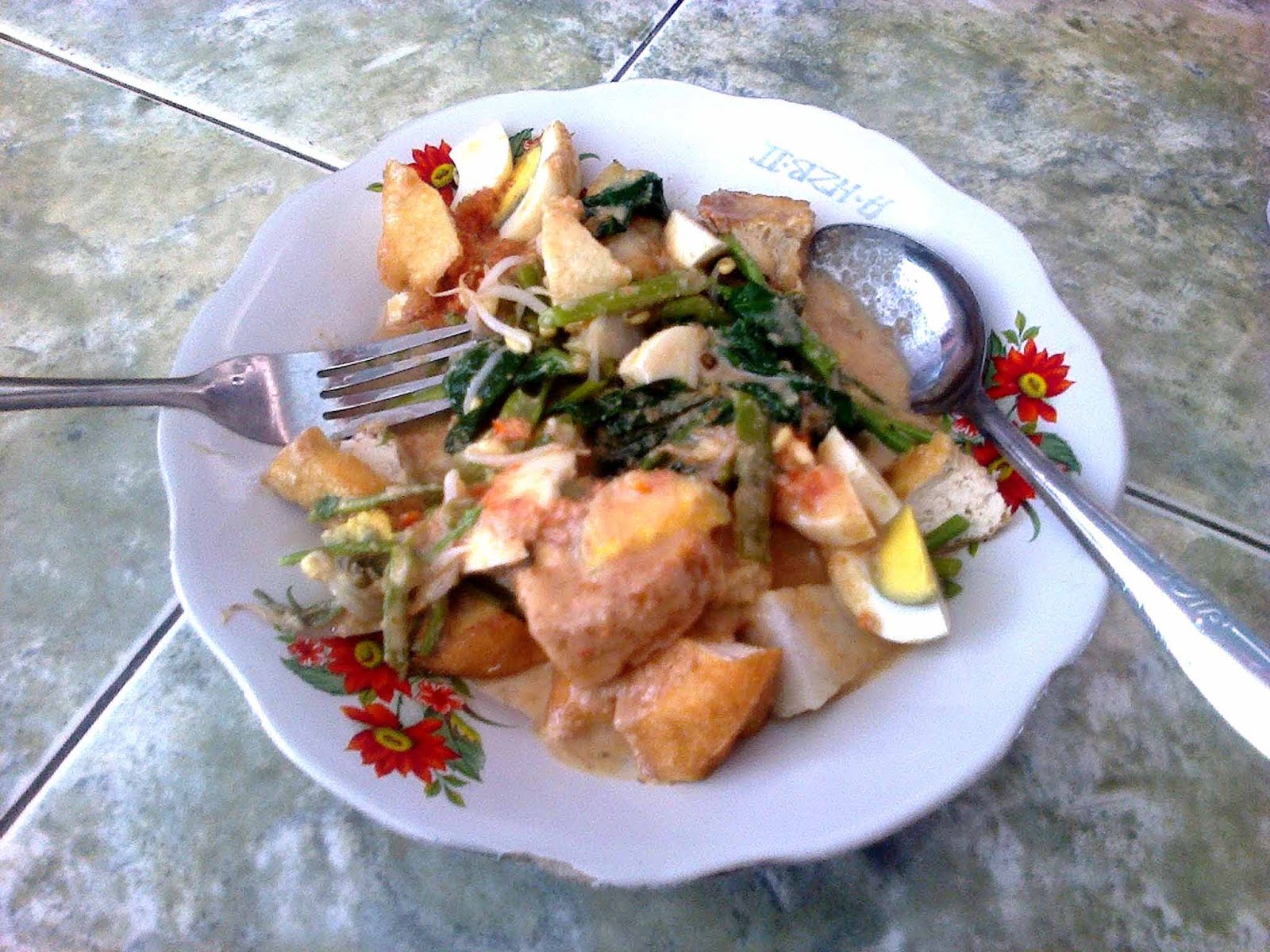 Kuliner Pecel Lombok Enak di DINAS Selong