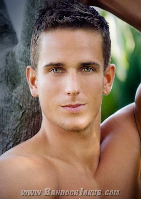 Hombres perfectos y hermosos: Jakub Stefano