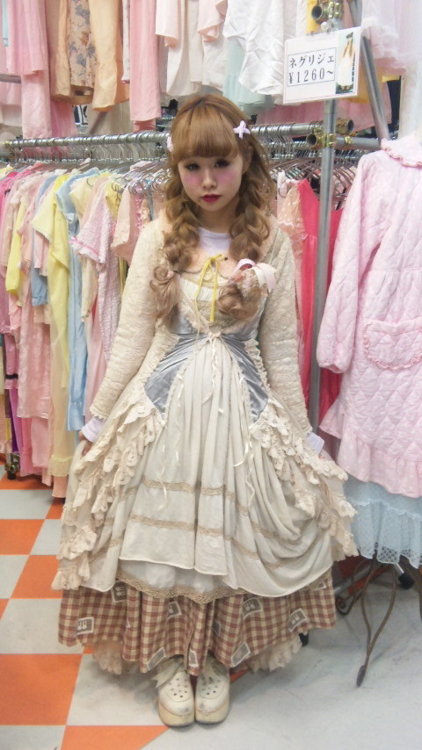 'Round the World: Cult Party Kei