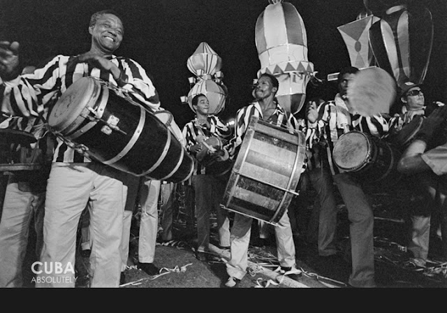 A conga de comparsa from Havana. : r/AfroCuban