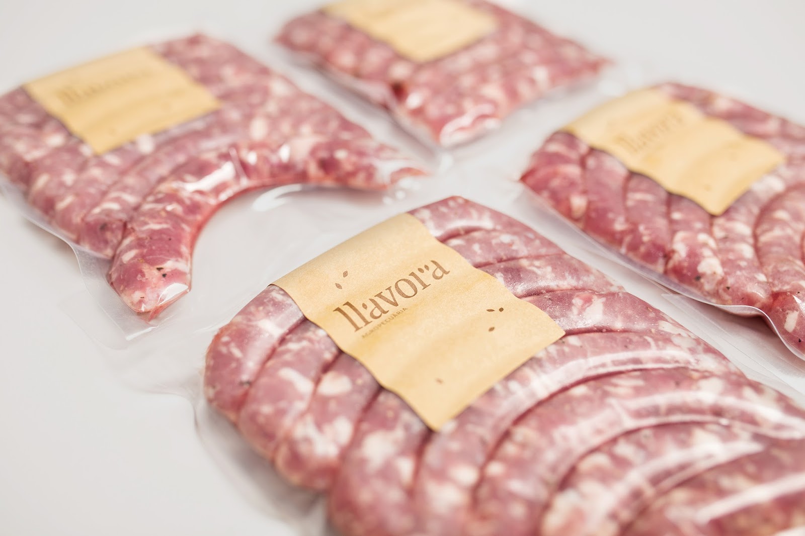 Llavora Organic Pork – Packaging Of The World