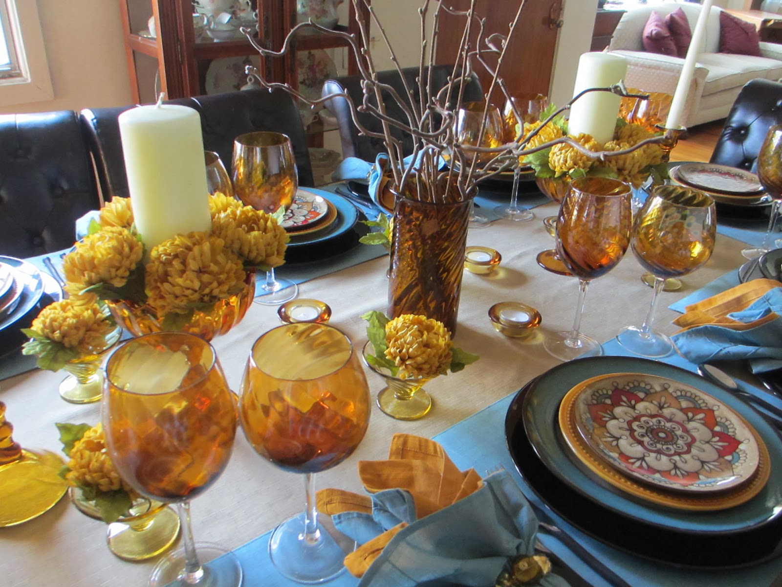 The Welcomed Guest: Another Amber Tablescape