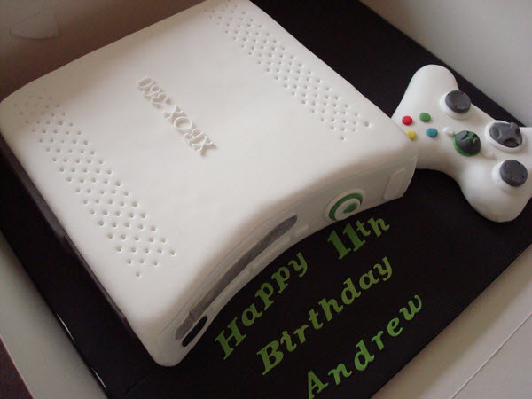 21 Spectacular & Super Cool Geeky Birthday Cakes |DasHing Hub