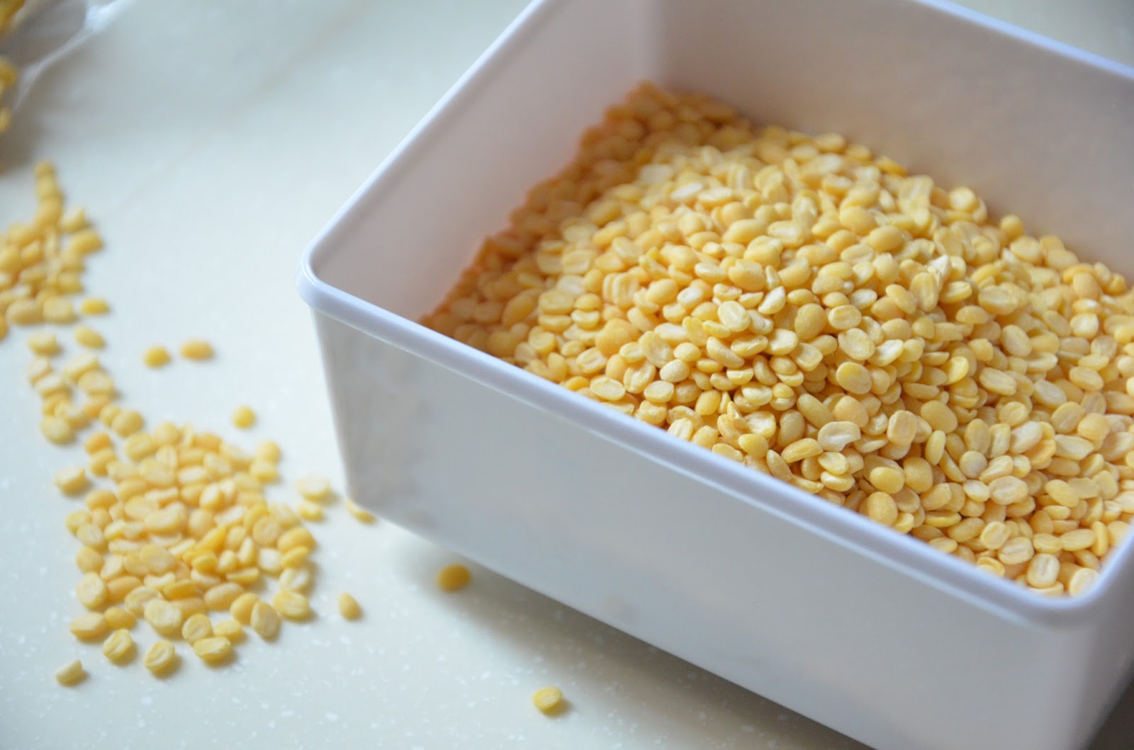 Fait Maison: Yellow Mung Bean Bricks 豌豆黃