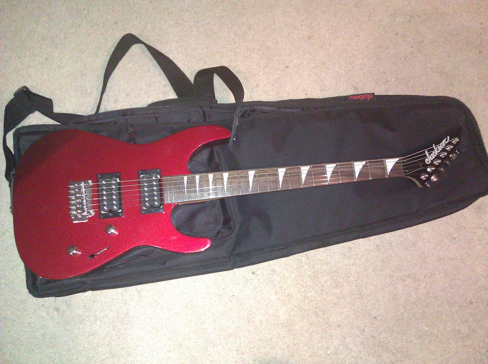 Paul's Random Reviews: Jackson JS22R Dinky