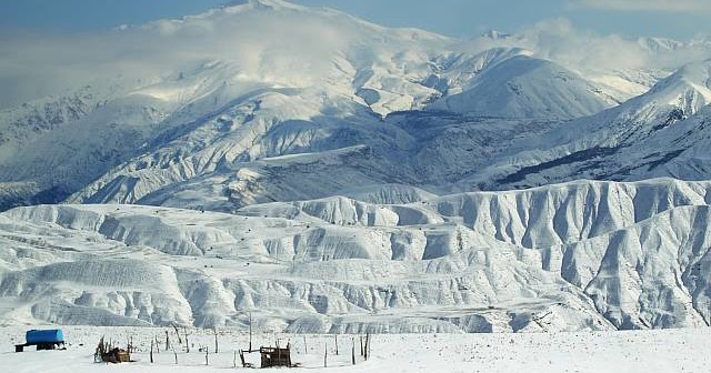 Roving Light TravelPhotoBlog: Alamut Valley