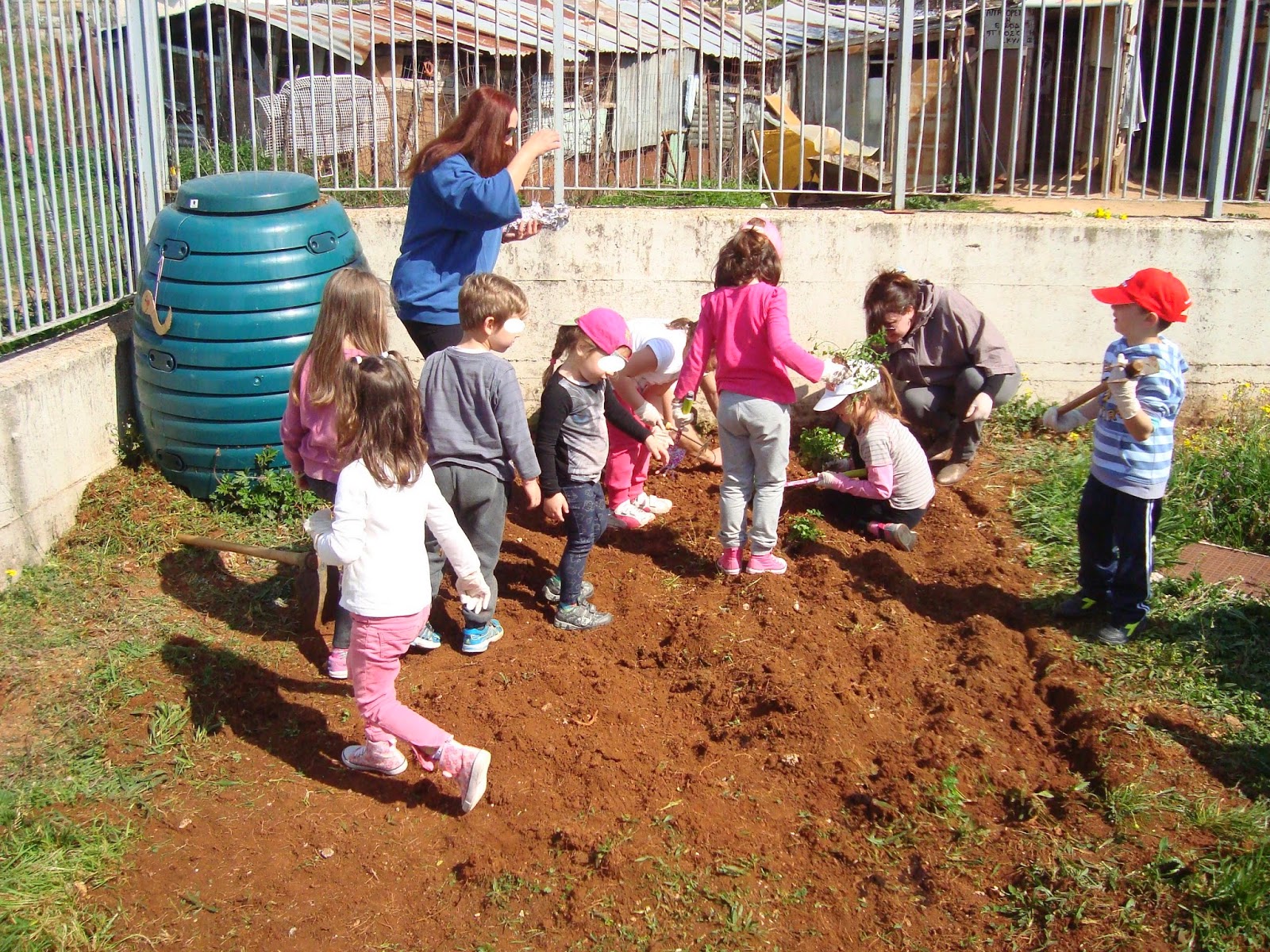 7ο ΝΗΠΙΑΓΩΓΕΙΟ ΙΩΑΝΝΙΝΩΝ -ΤΑ ΝΗΠΙΑ ΤΑΞΙΔΕΥΟΥΝ....: ΜΙΚΡΟΙ ΚΑΙ ΜΕΓΑΛΟΙ ...