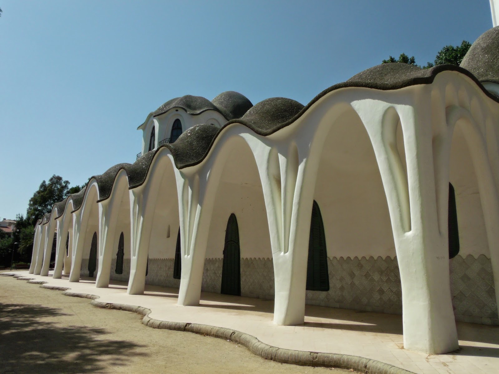 Paseos Art Nouveau: Masia Freixa - Parc de Sant Jordi - Plaça Josep ...