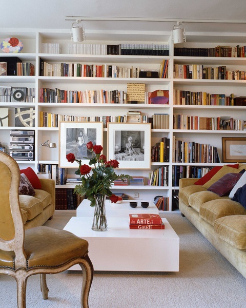 a perfect gray: hanging art on the bookcase