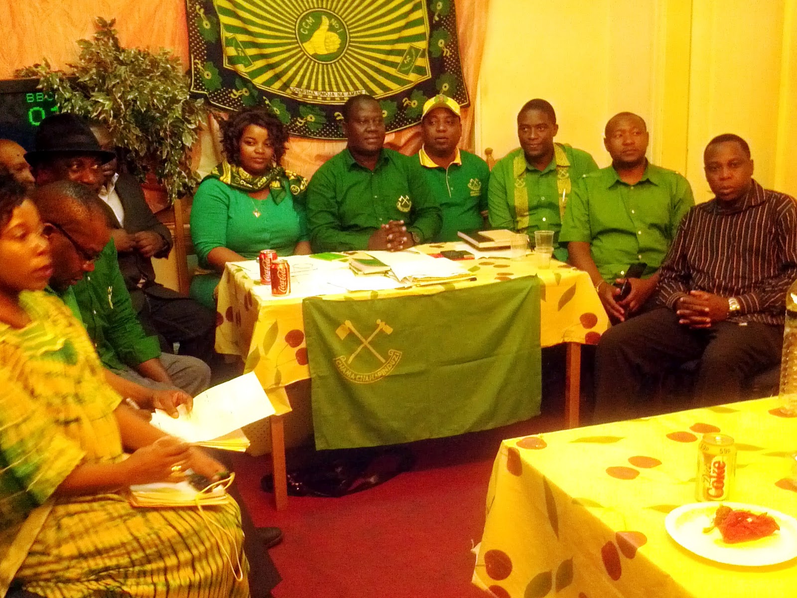 PICHA: Mtoto wa Oscar Kambona ajiunga na M4C, wengi wajiunga | JamiiForums