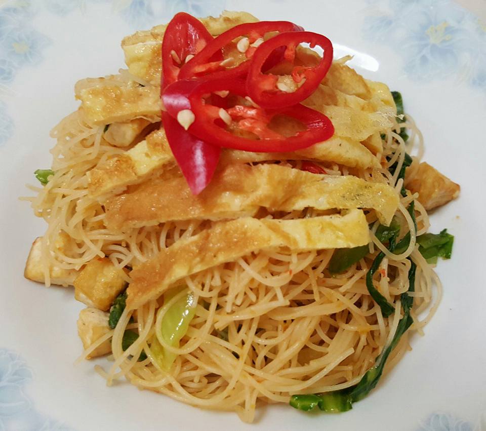 Plate & Palate : Mee Siam (Fried) by Zen Yip