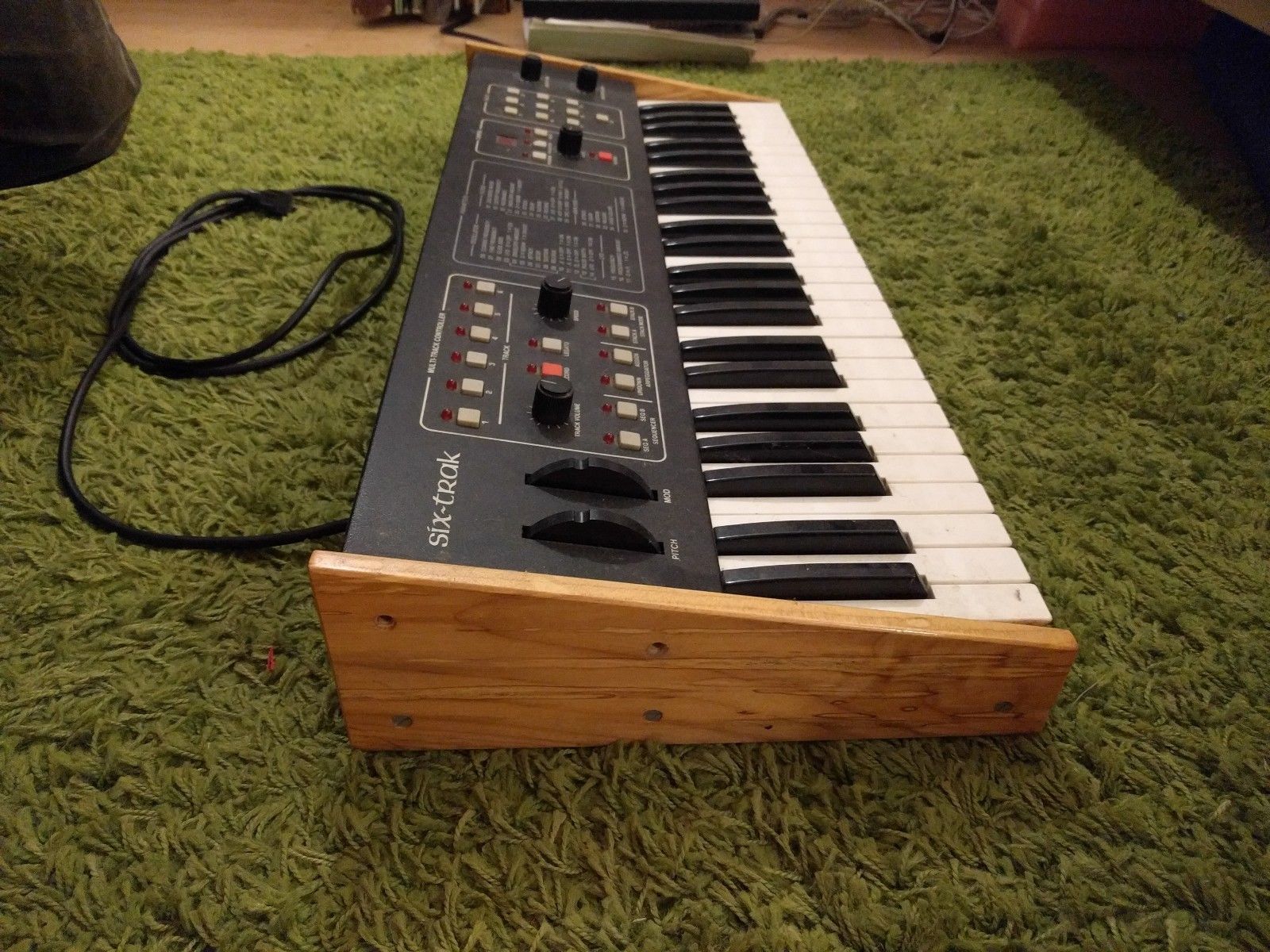 MATRIXSYNTH: Sequential Circuits Six-Trak Vintage Analog Synthesizer