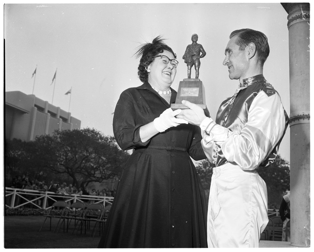 GatheringGardiners: Genevieve Braun (Woolf) 1914 - 1971